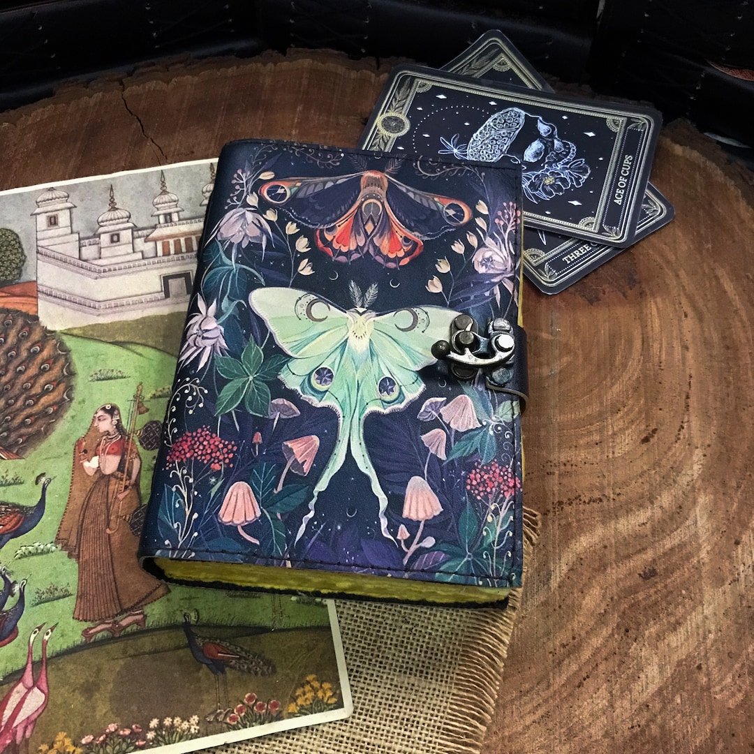 Blank Spell Book of Shadows Journal With Lock Clasp Vintage Handmade ...