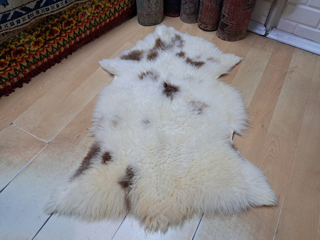 Curly Sheep Skin, Natural Sheep Hide, Genuine Leather, Spotted Hide ...