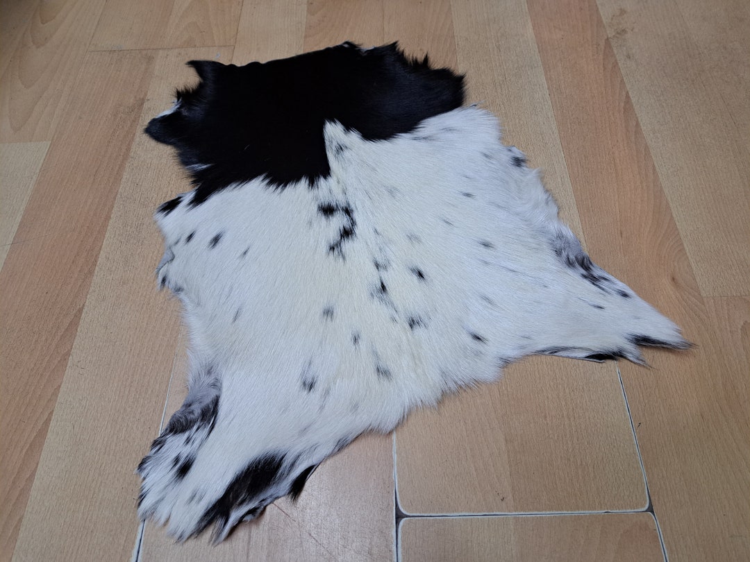 Vintage Goat Skin Rug: Black & White Turkish Pelt, 1.3 X 1.9 Ft - Etsy