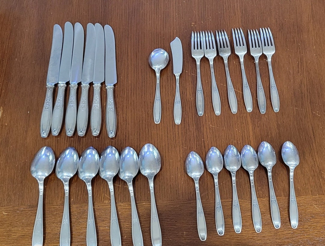 Vintage 1847 Rogers Bros Ambassador Pattern Flatware Set of 26 - Etsy