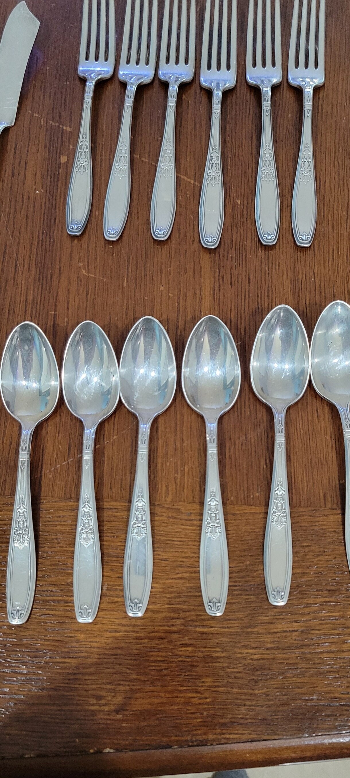 Vintage 1847 Rogers Bros Ambassador Pattern Flatware Set of 26 - Etsy