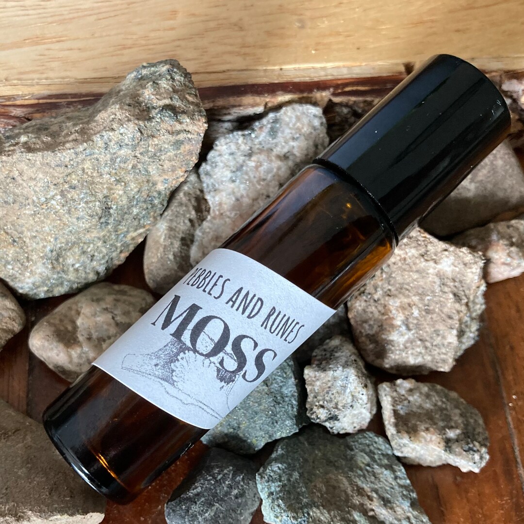 MOSS Oakmoss Green Chypre Rollerball Dab Perfume Oil - Etsy