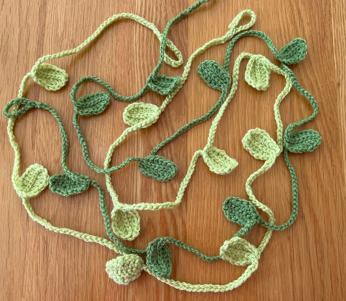 Crochet Leaf Garland, Wall Hanging, Wall Decor - Etsy