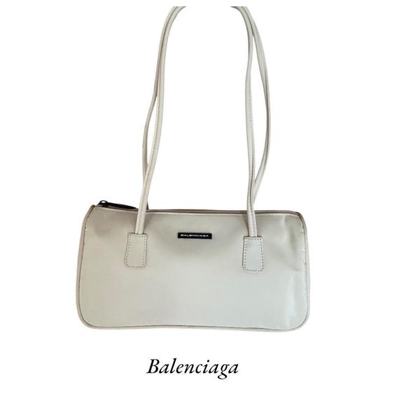 Short Handle Balenciaga Bag – Minimalist & Elegant De… - Gem