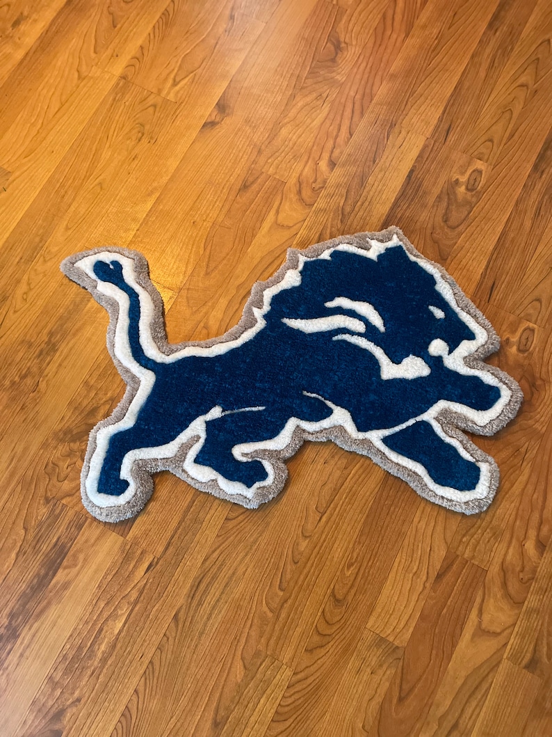 Detroit Lions Handmade Tufted Acrylic Yarn Rug | Non-slip Backing ...