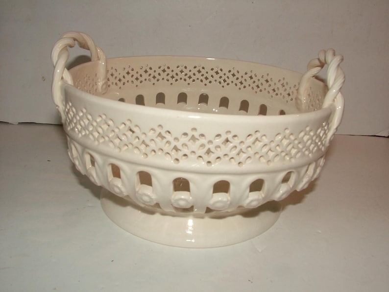 Vintage Staffordshire Royal Creamware Masterpieces Fruit Bowl - Etsy