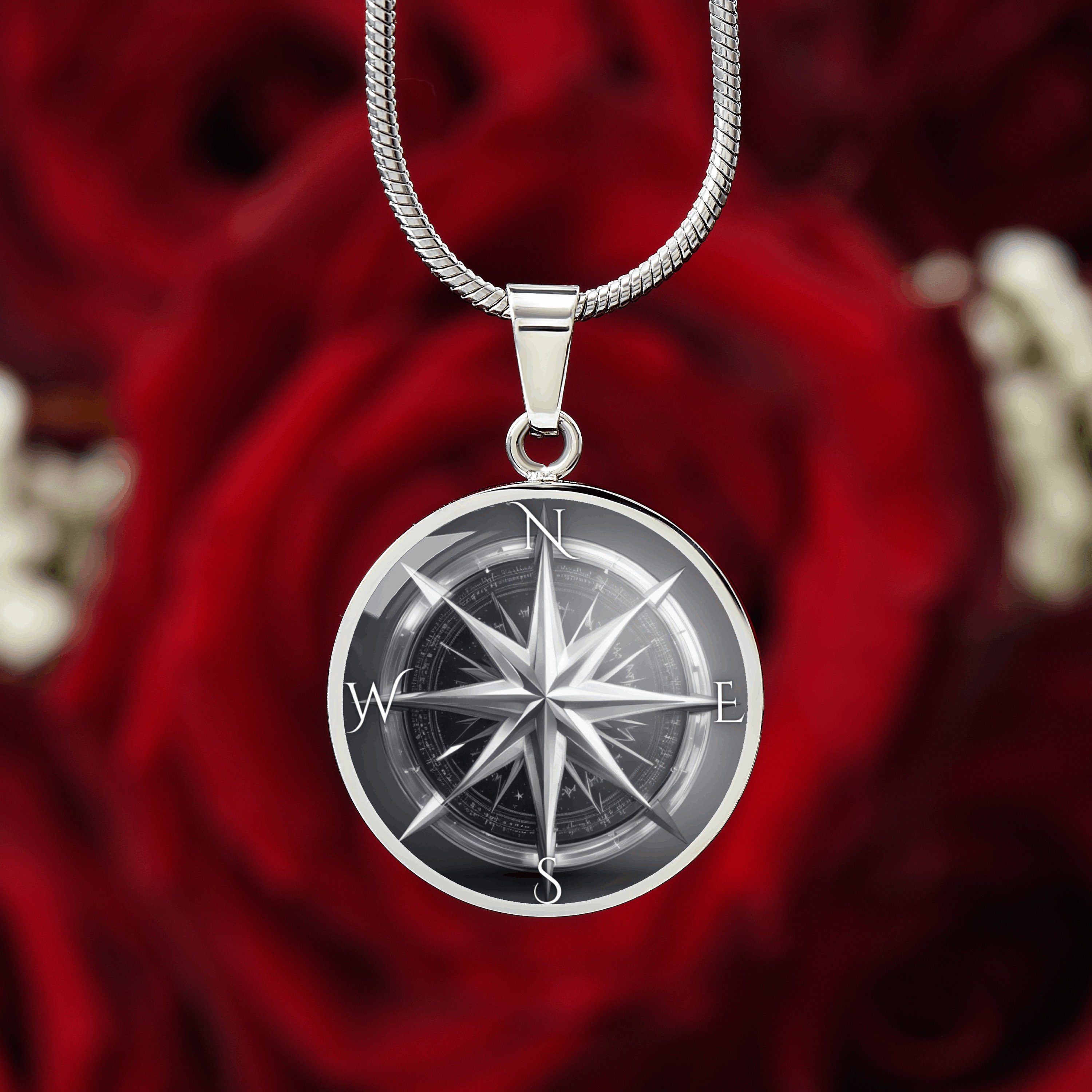 Personalized Compass Necklace Engraved Compass Pendant Etsy