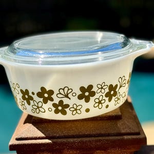 Vintage Pyrex Spring Blossom Casseroles With Lids, Set of 3 - Etsy