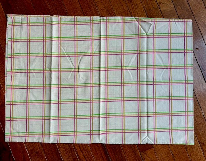 Vintage Pillowcases - Etsy