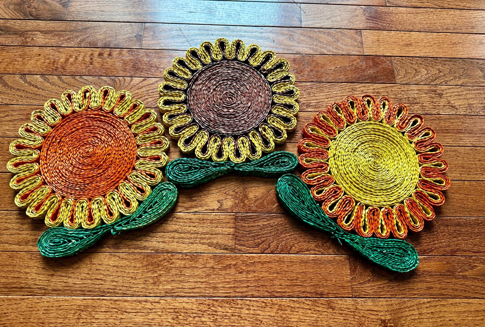 Vintage Straw Trivets, Set of 3 - Etsy
