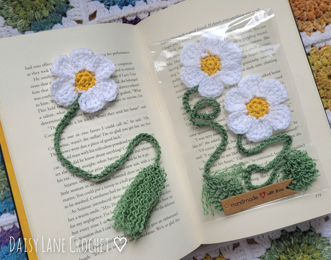 Crochet Daisy Bookmarks Pack of 2 Mother's Day Gift for Teachers ...