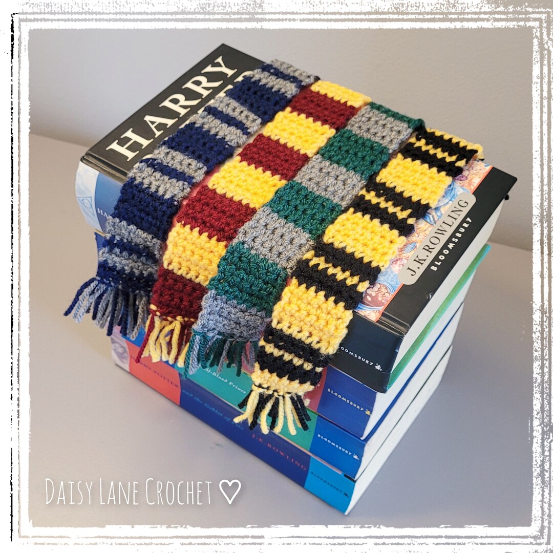 Harry Potter Hogwarts House Scarf Bookmarks - Gryffindor, Ravenclaw ...