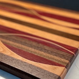 Curved Inlay Pattern Cutting Board - Etsy