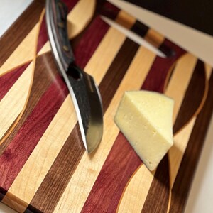 Curved Inlay Pattern Cutting Board - Etsy
