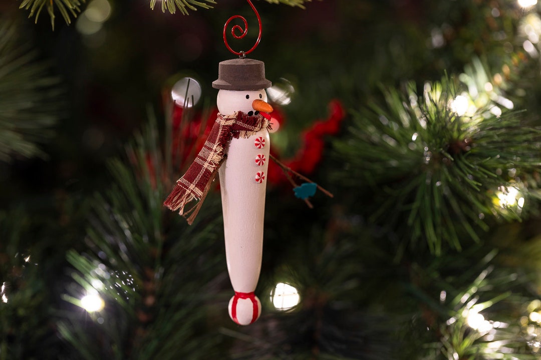 Wooden Icicle Snowman Christmas Holiday Ornament - Candyman (full Size ...