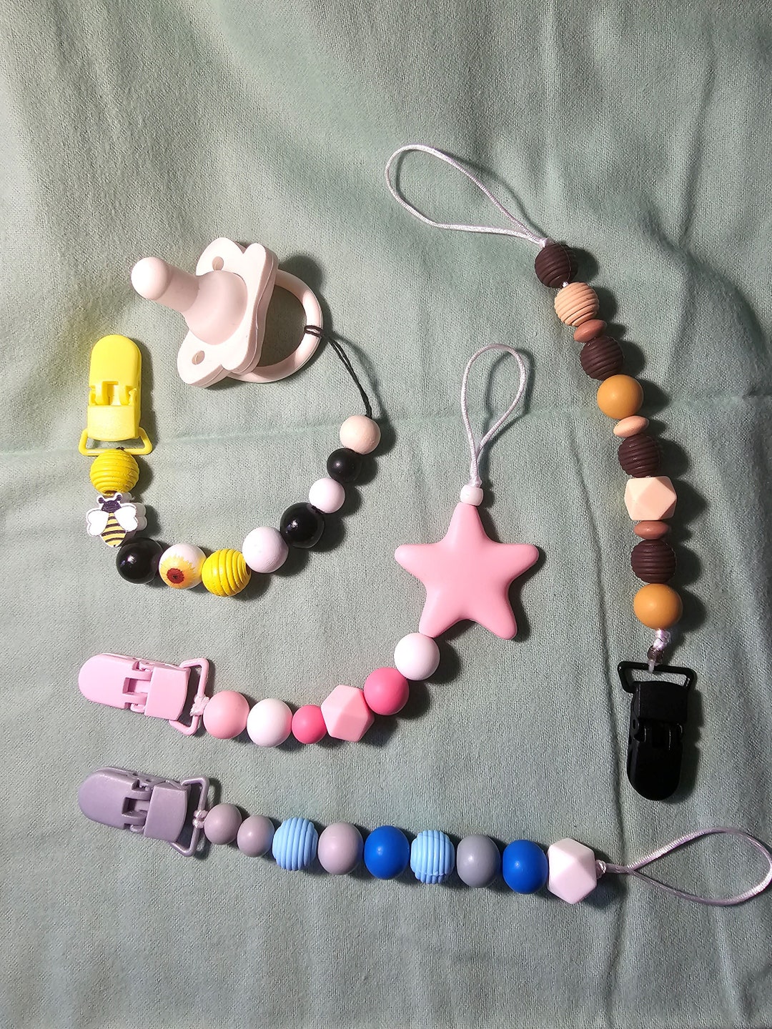 Pacifier Clips for Baby Boy and Baby Girl, Gender Neutral, Convenient ...