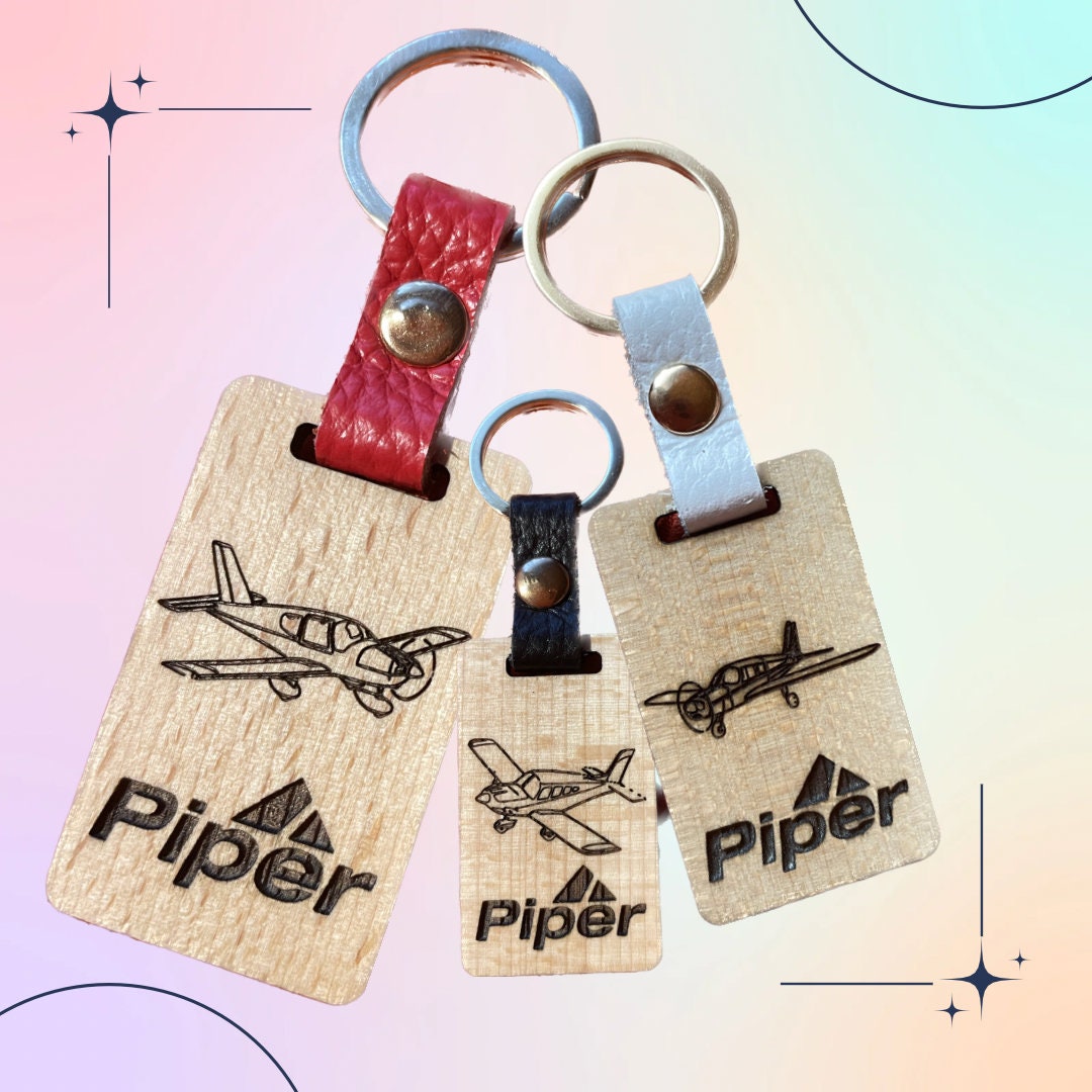 Airplane Keychain L Pilot Gift L Aviation Keychain - Etsy