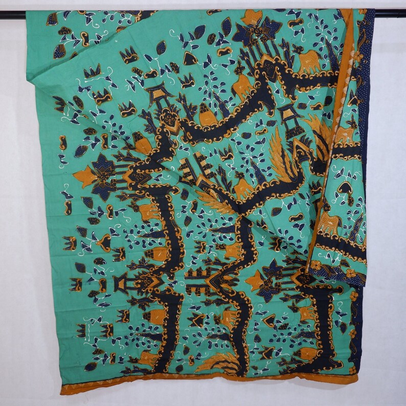 Exquisite Hand-drawn Cirebon Batik, Keratonan Motif, Traditional ...