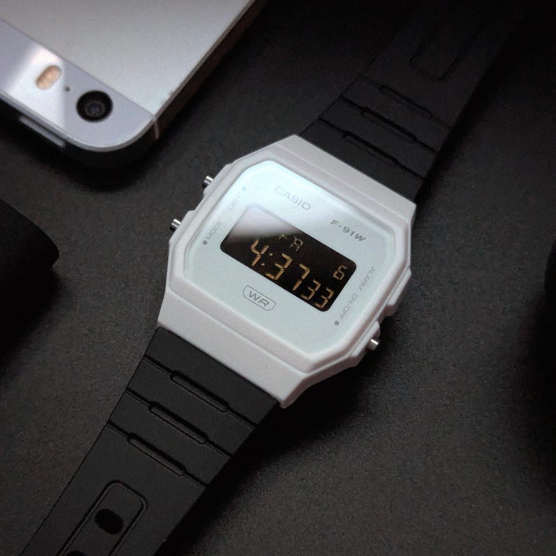 Custom Casio F-91W "panda" Mod || Black & White Digital Sports Alarm ...