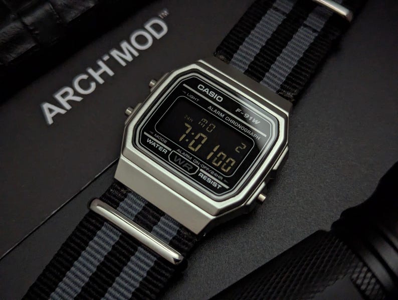 Custom Casio F-91W || Hand-notched 22mm NATO Strap || Retro-style Watch ...