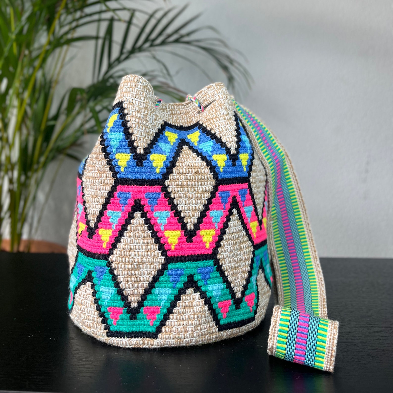 Large WAYUU Bag W/ Braided Handles, WAYUU Mochila Bag, Wayuu Purse ...