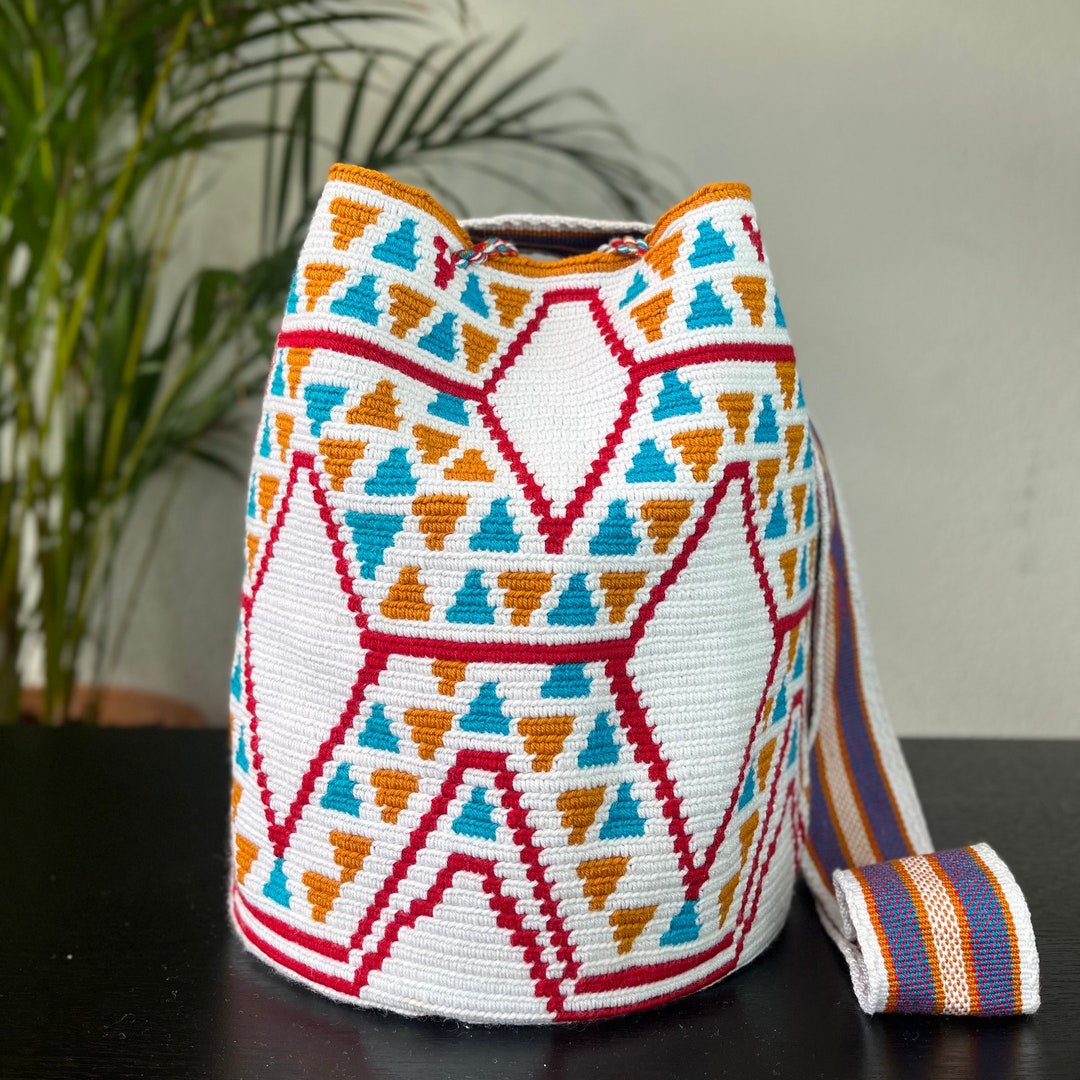 Large WAYUU Bag W/ Braided Handles, WAYUU Mochila Bag, Wayuu Purse ...