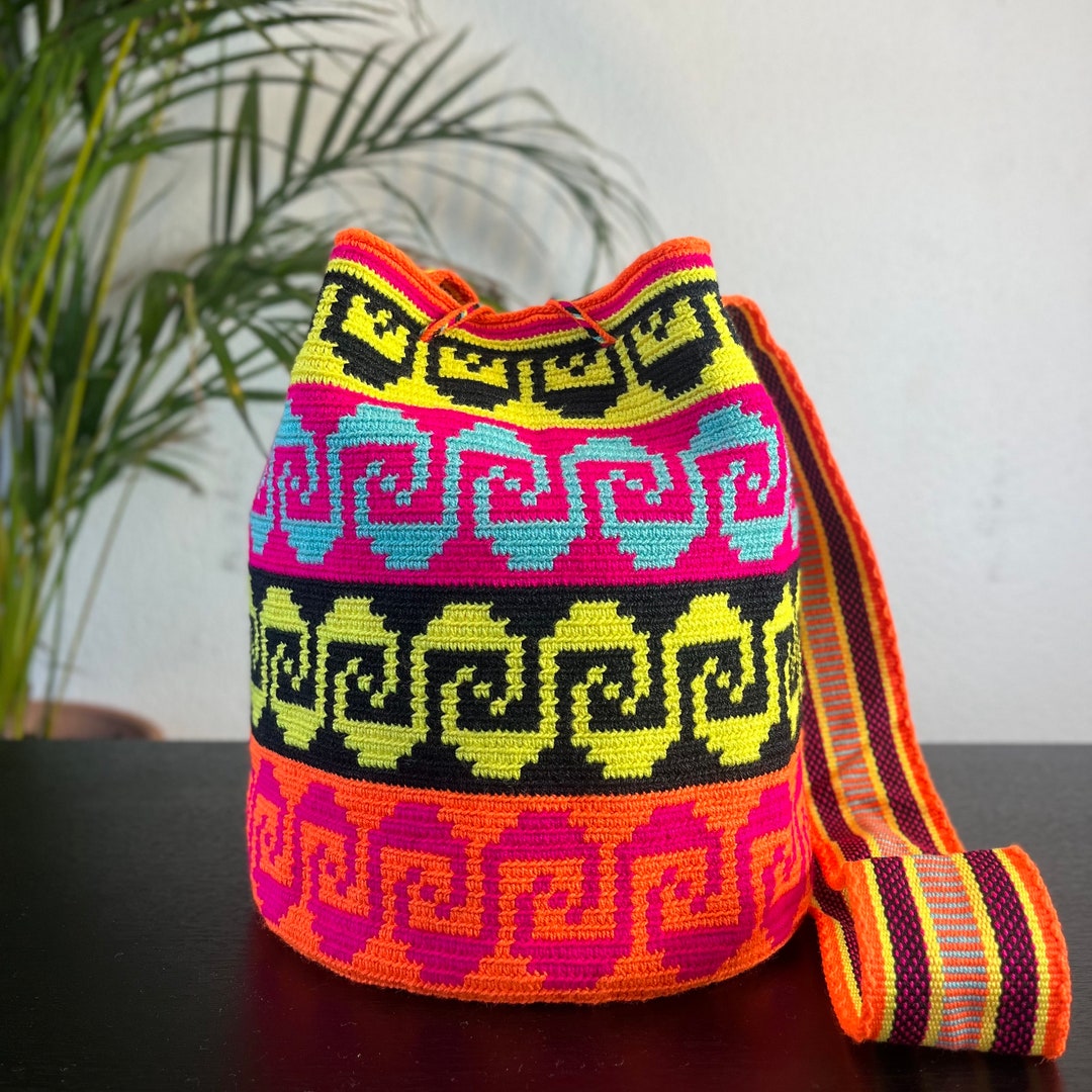 Large WAYUU Bag W/ Braided Handles, WAYUU Mochila Bag, Wayuu Purse ...