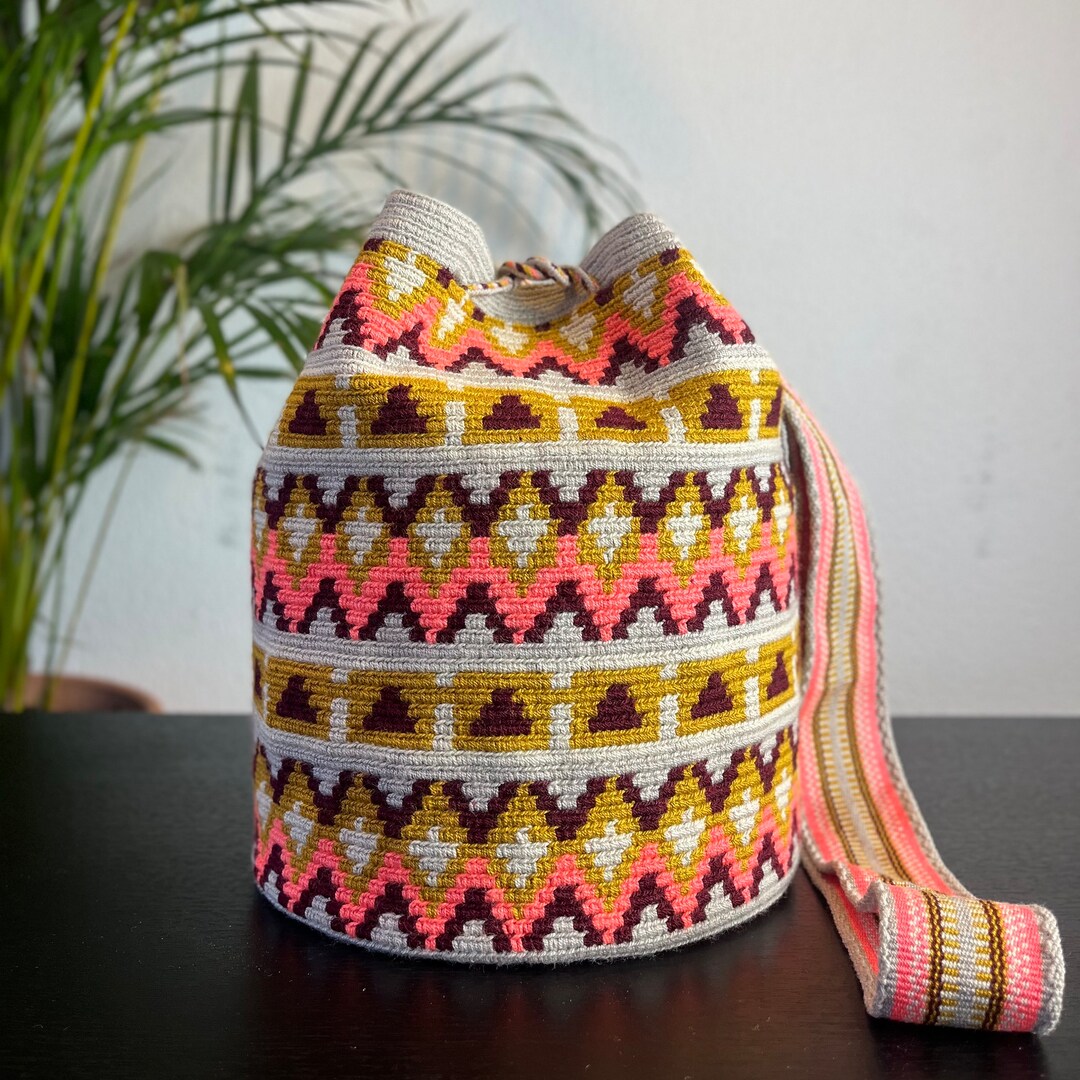 Large WAYUU Bag W/ Braided Handles, WAYUU Mochila Bag, Wayuu Purse ...