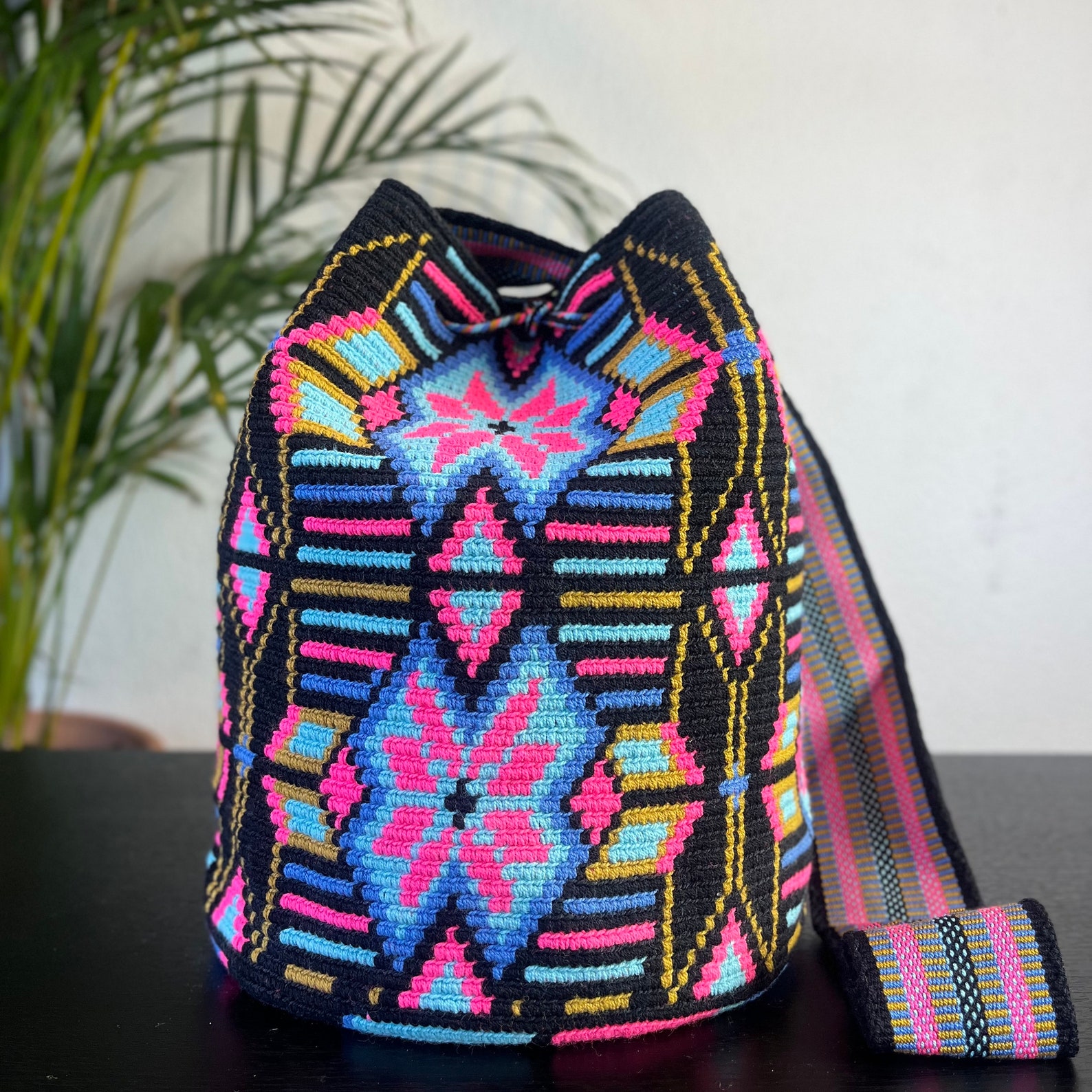 Large WAYUU Bag W/ Braided Handles, WAYUU Mochila Bag, Wayuu Purse ...