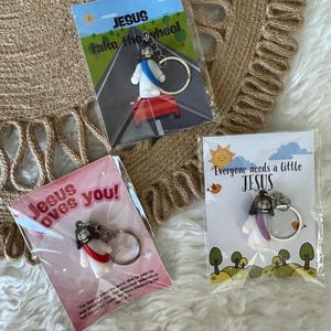 Mini Jesus Keychain, Religious Jesus Doll Figurine, Christian Figurine ...