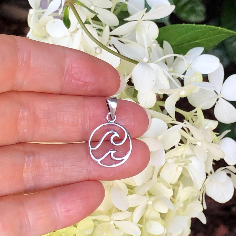 Wave Pendant - Etsy