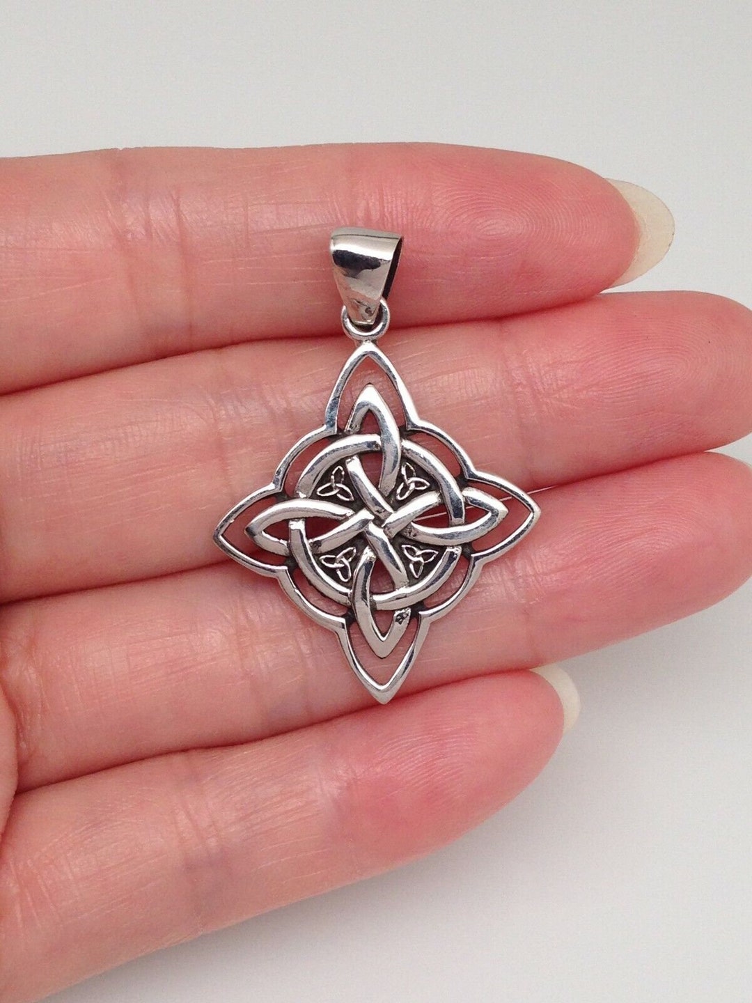 1.10in Celtic Witch's Protection Knot Pendant 925 Sterling Silver ...