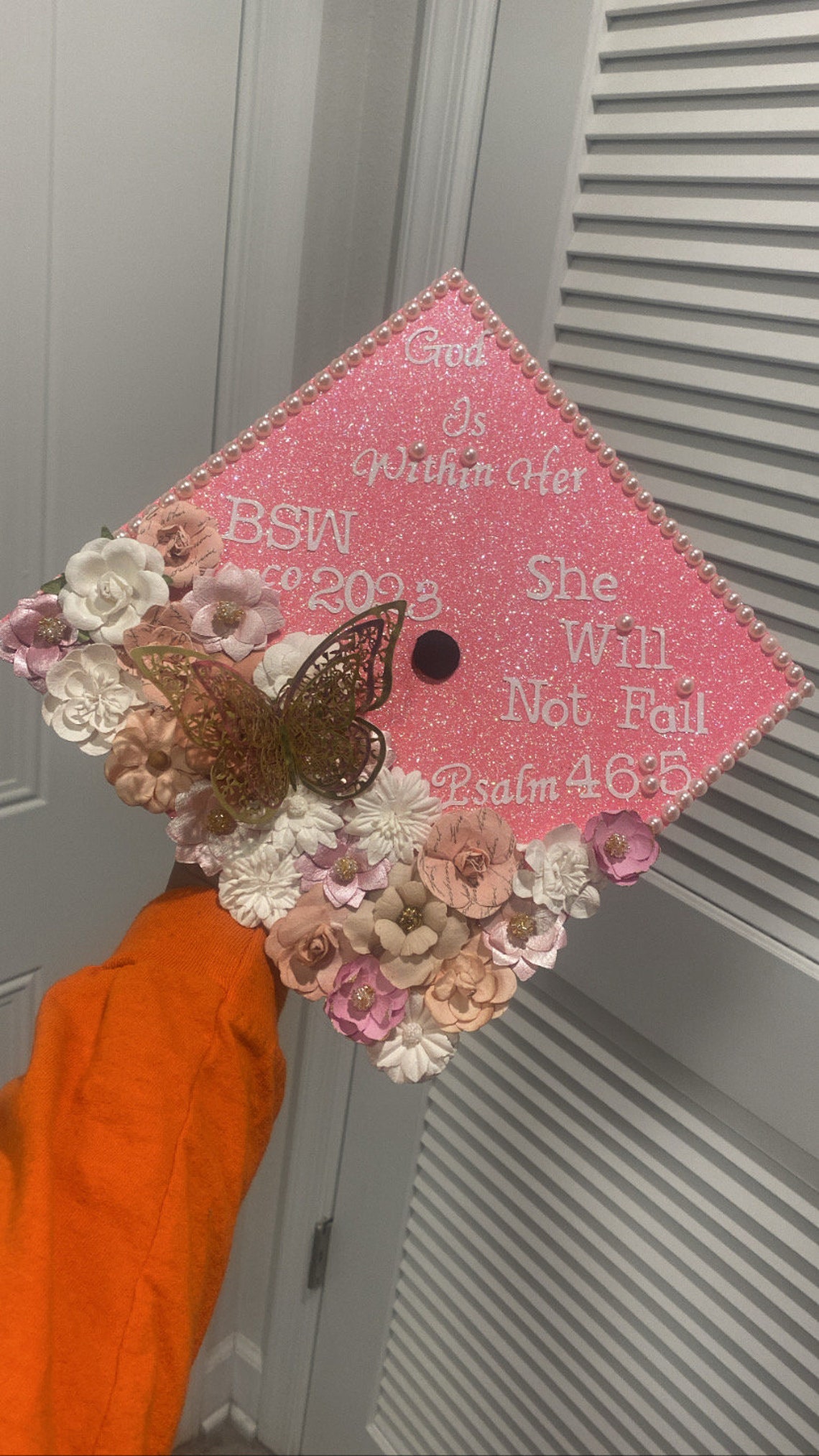 Graduation Caps- Custom Graduation Caps- Bedazzled Caps- Designer Caps ...