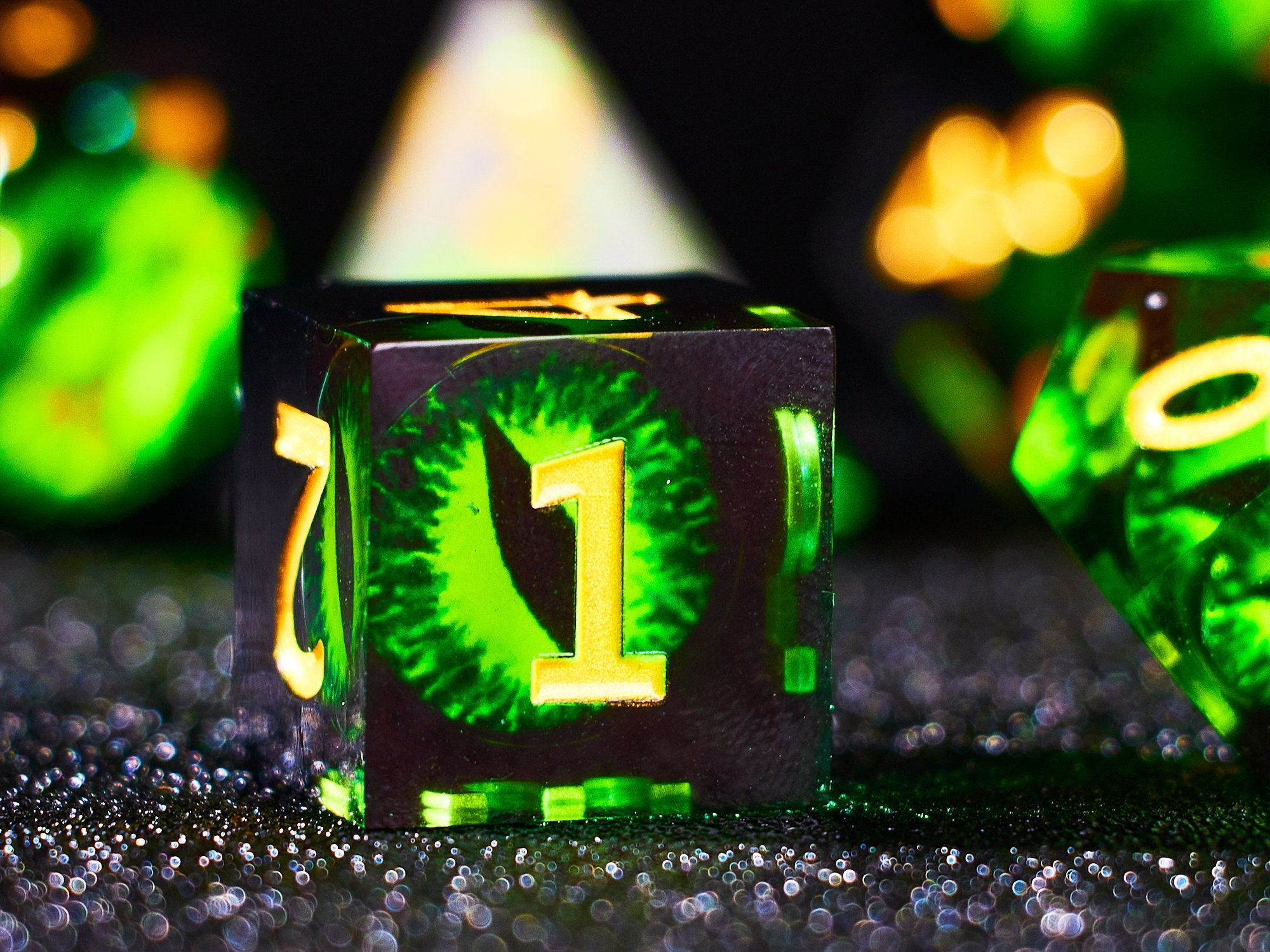 Full Set of 7-piece Dragon Eyes Dice Set Green Beholders Eye - Etsy
