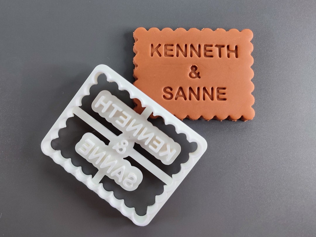Customizable Cookie Cutter Wedding Names and Date Biscuit - Etsy