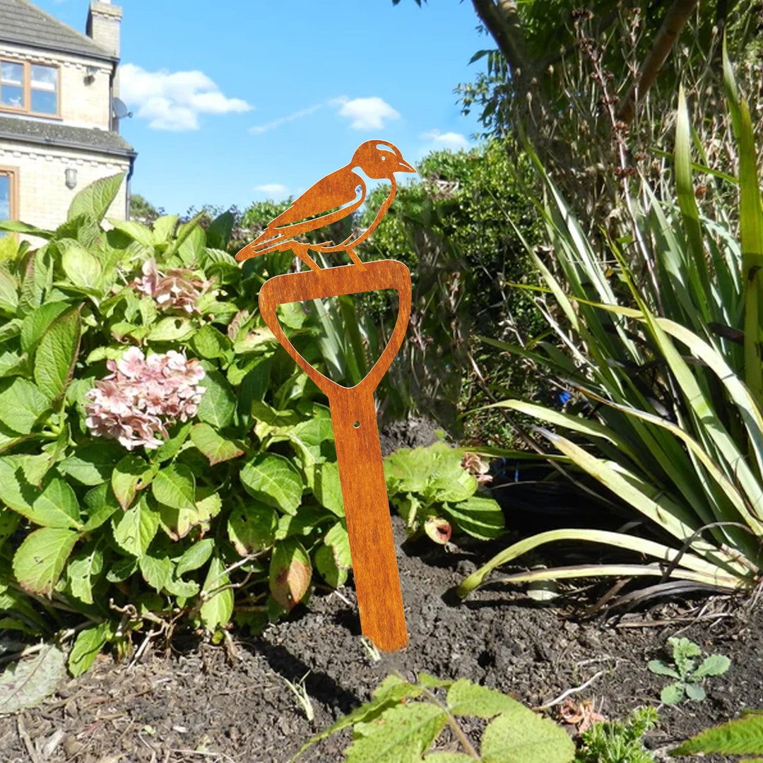 Rustic Bird Garden Fork Shovel Spade Art, Yard Art Metal Garden Stake ...