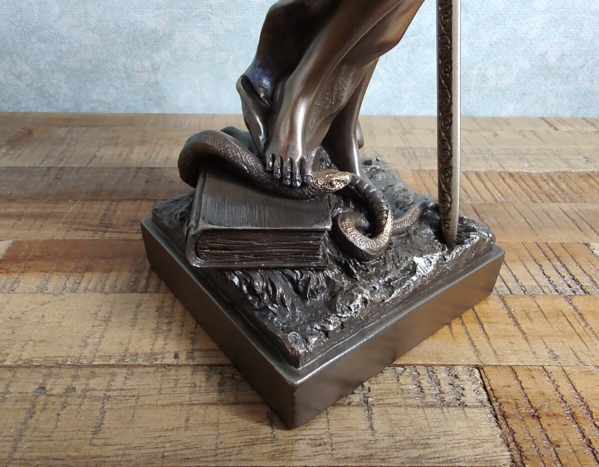Lady Justice Sculpture Figurine Artistic Statue Ideal Gift for Lawyers ...