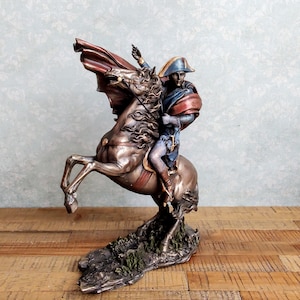 Napoleon Bonaparte on Horseback: Crossing the Alps – Impressive Cold ...