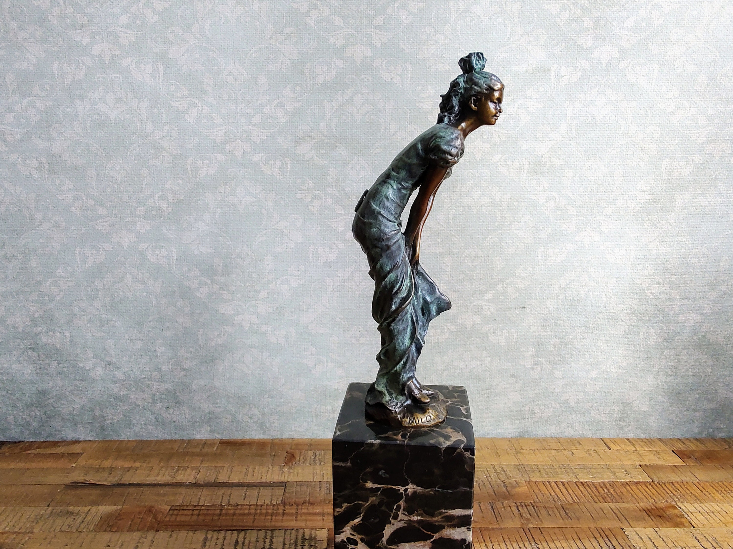 Bronze Female Sculpture in Swirling Dress Modern Bronze Sculpture ...