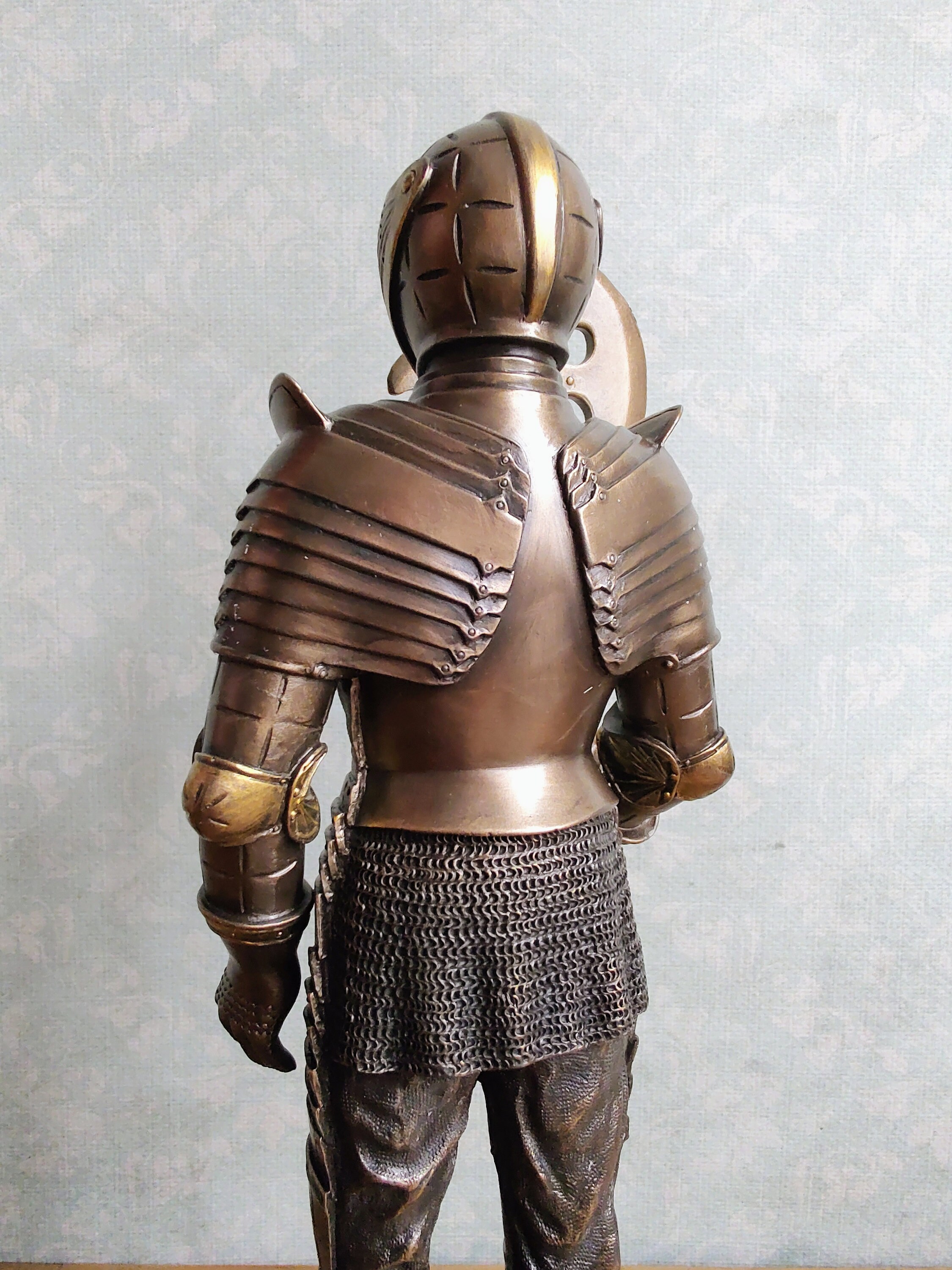 Italian Knight Armor Statue: Medieval Halberd Warrior - Etsy