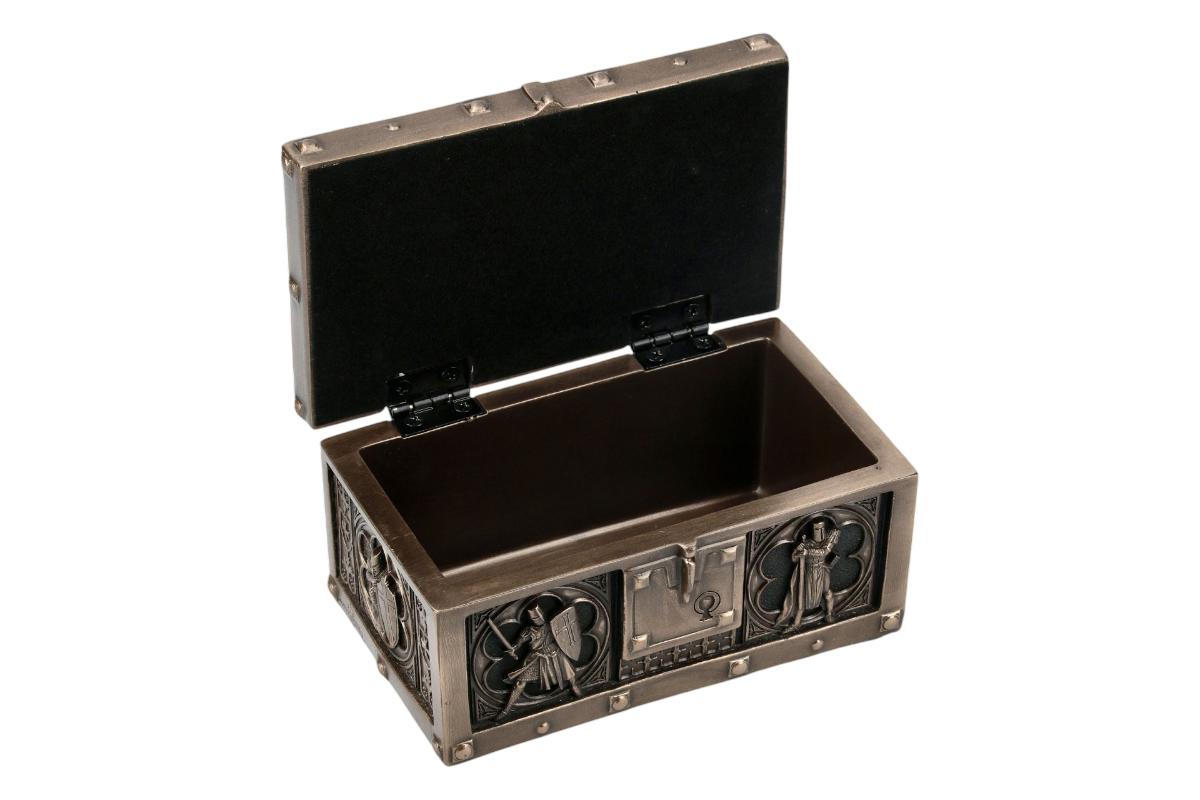 Knight’s Chest With Bas-reliefs of Templar Crusaders and Saracens ...