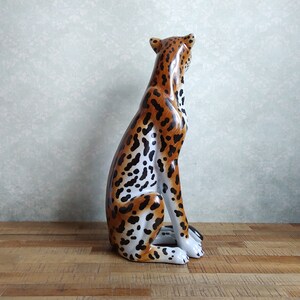 Graceful Seated Cheetah Statue - Elegant Cheetah Sculpture - Thoughtful ...