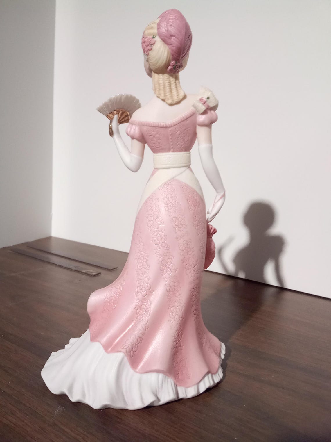 Excellent Vintage #7584 Lenox Porcelain Figurine: Royal Reception ...