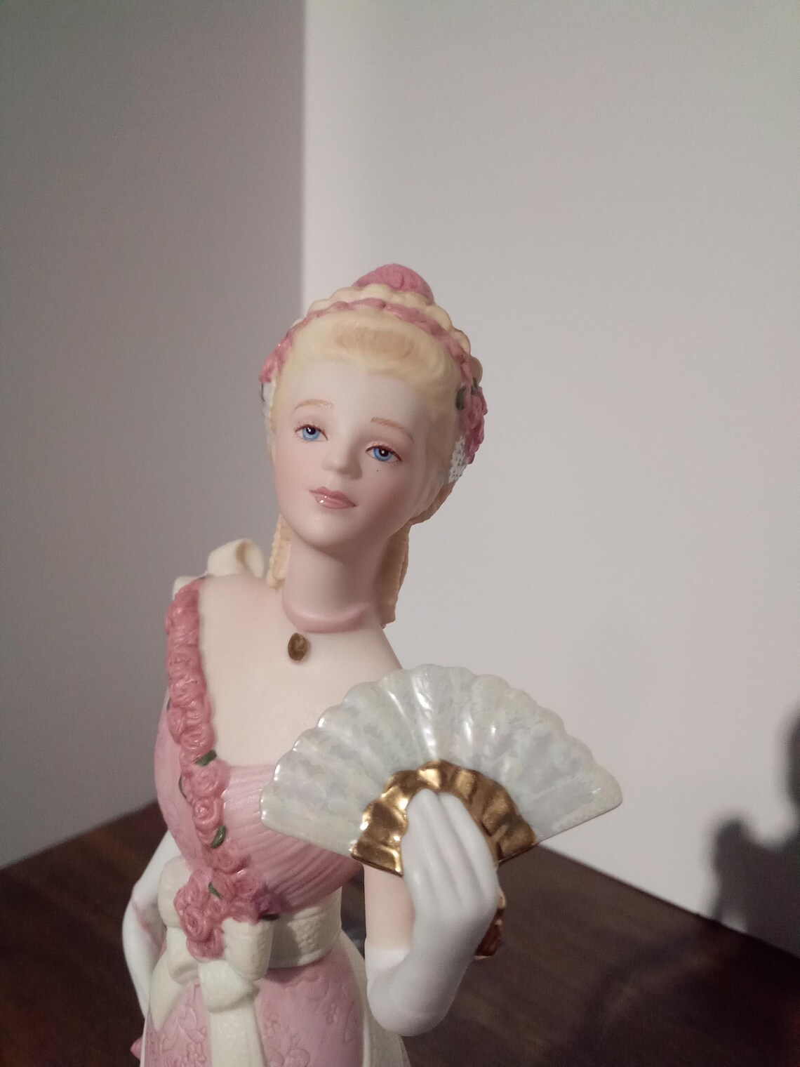 Excellent Vintage #7584 Lenox Porcelain Figurine: Royal Reception ...