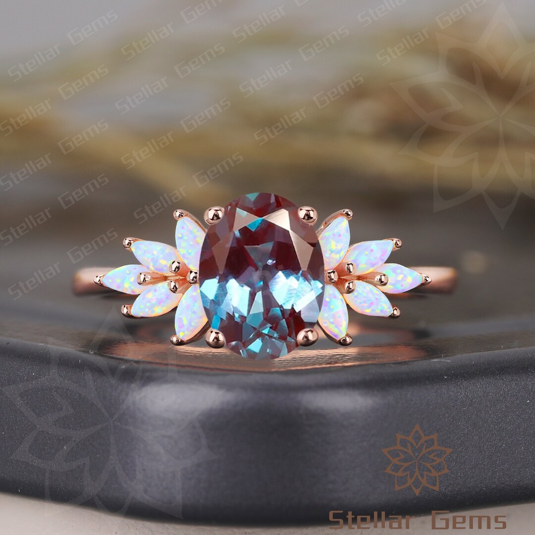Unique Oval Lab Created Alexandrite 10K Solid Gold Engagement Ring ...