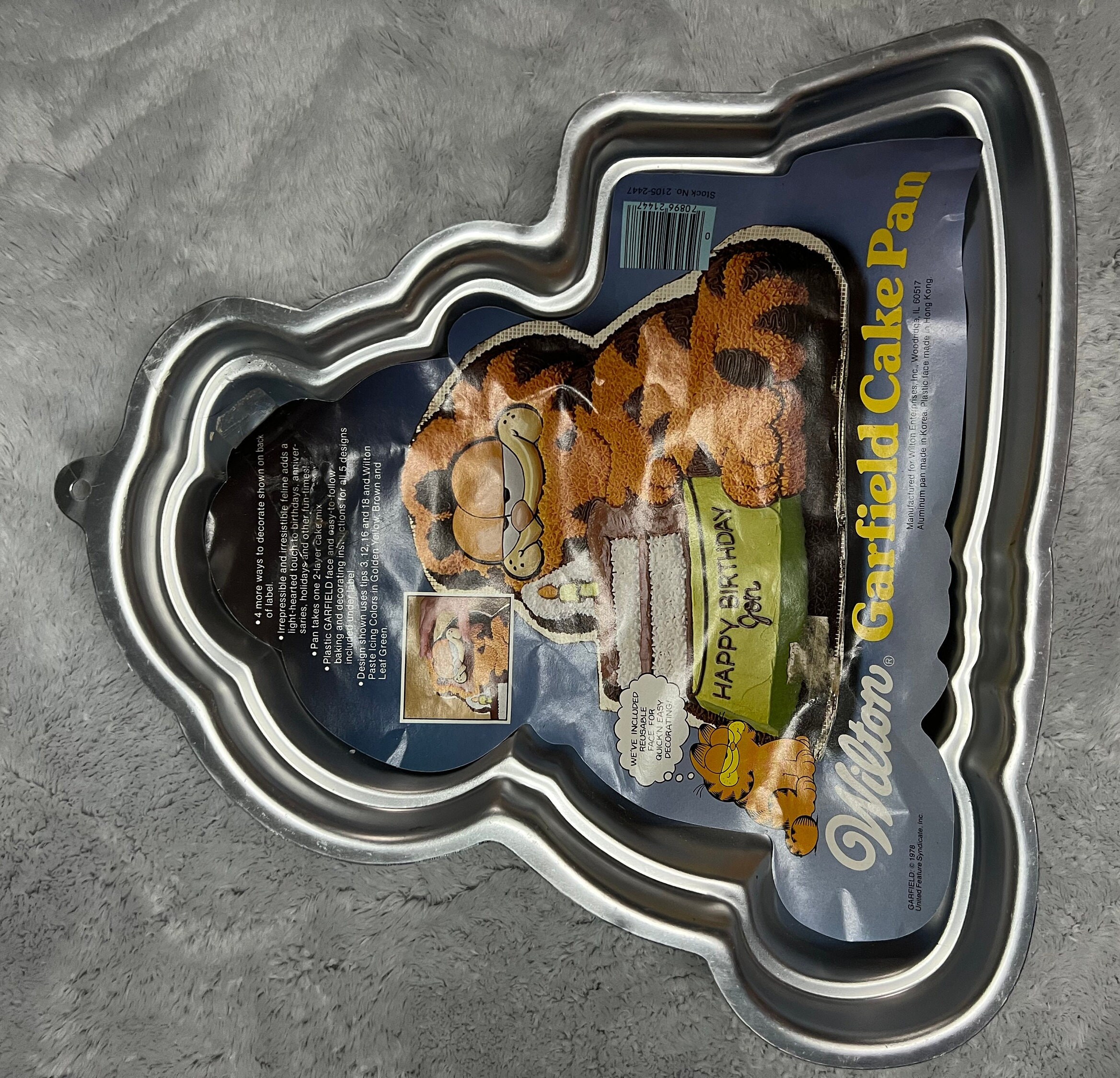Aluminum Cake Pans, Vintage Aluminum Cake Pan Collection, Garfield ...