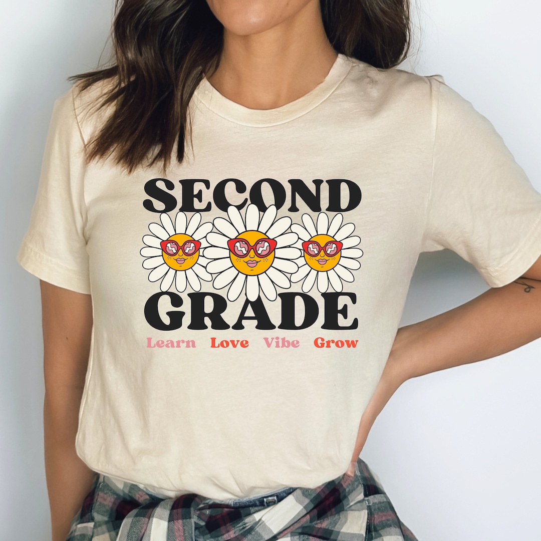 2nd Grade Teacher Shirt Back to School Tshirt Retro Daisy Learn Love ...