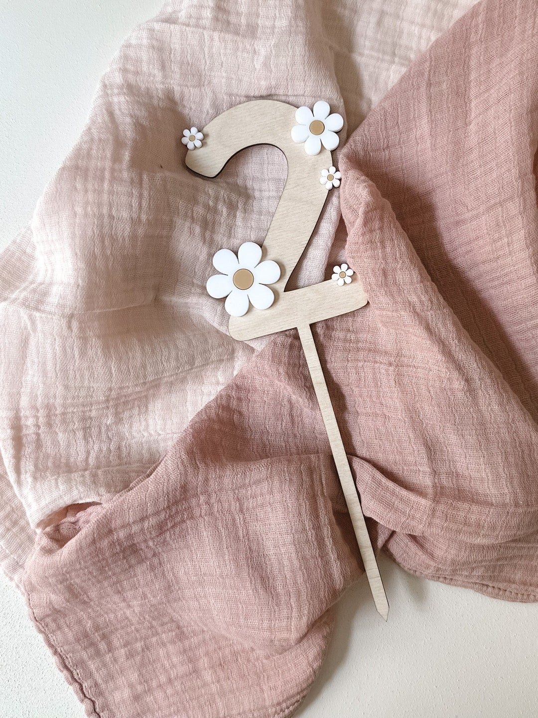 Custom Daisy Number Cake Topper - Personalized Floral Cake Topper for ...