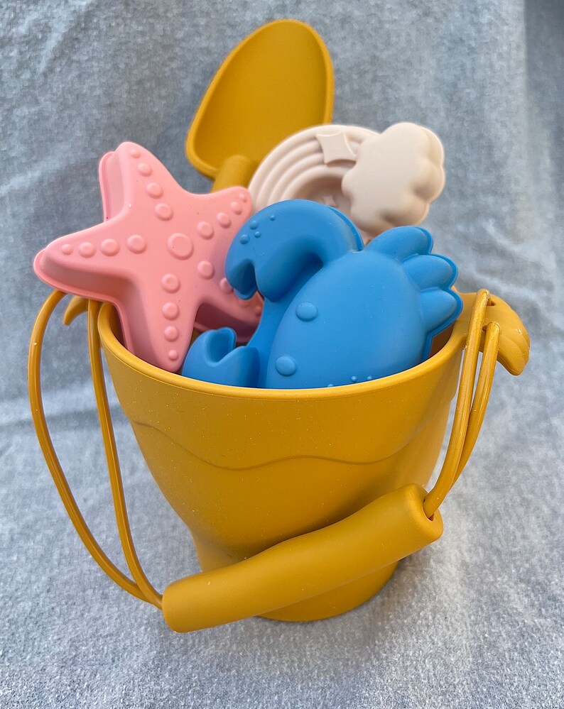 Silicone Beach Bucket, Shovel and 6pc Sand Toys BPA Free Silicone Sand Toys Kids Gift Minimalist ...