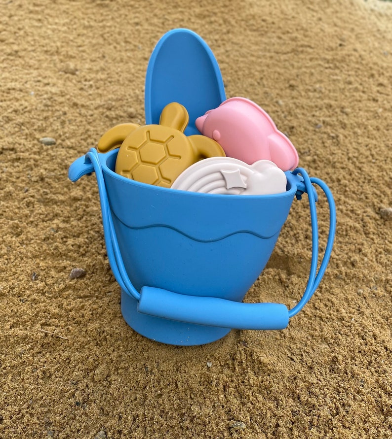 Silicone Beach Bucket, Shovel and 6pc Sand Toys BPA Free Silicone Sand Toys Kids Gift Minimalist ...